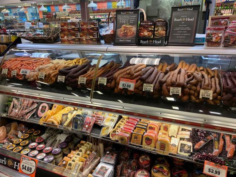 Delicatessen – Naperville Fresh Market